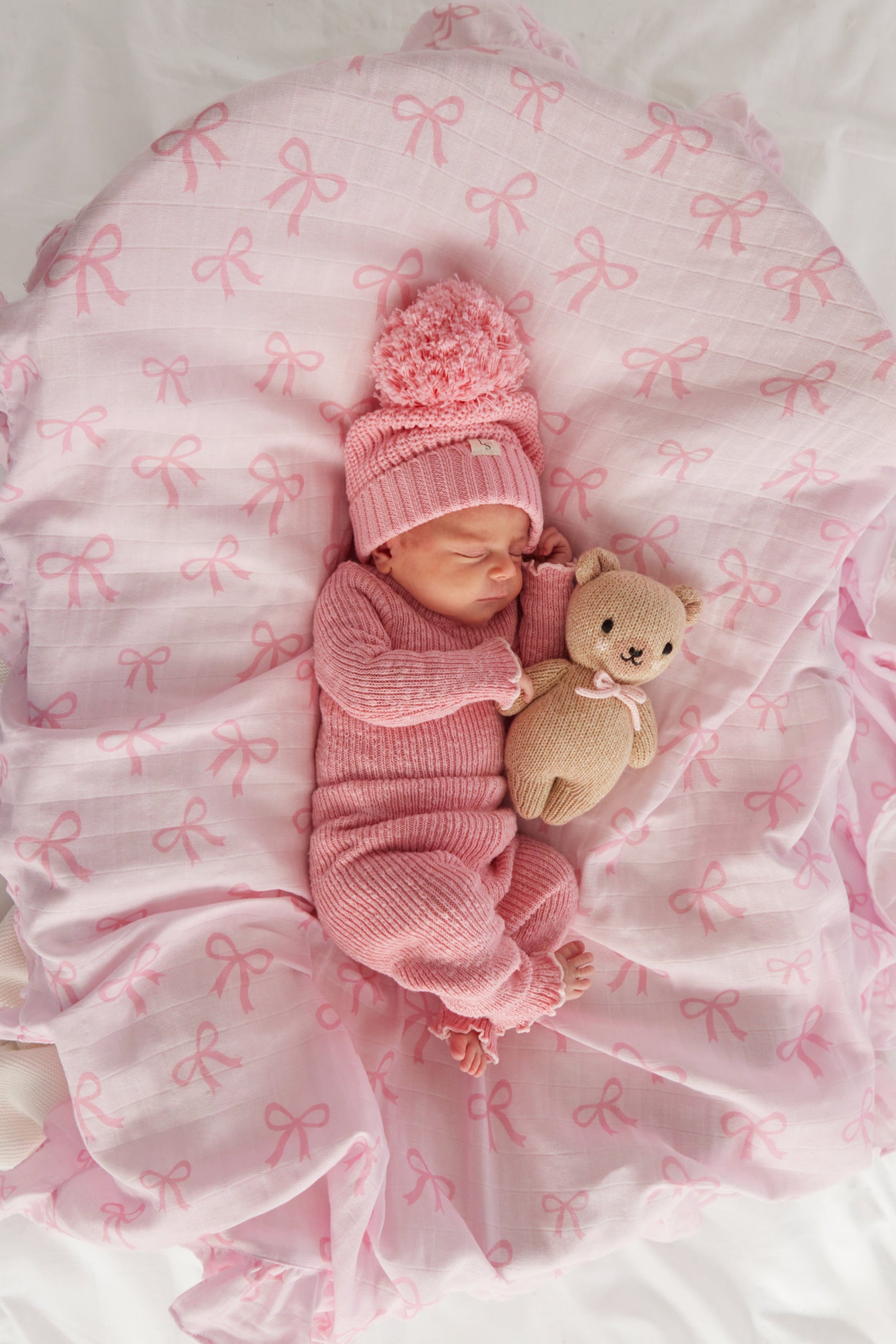 Muslin Ruffle Wrap - Pink + Bows – La Sienna Couture
